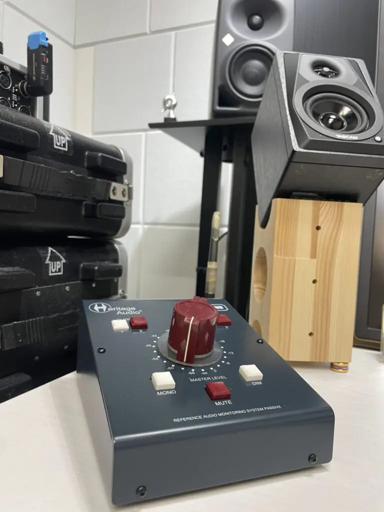 Haritage Audio Baby R.A.M レビュー 低価格・高品質なモニター Haritage Audio Baby R.A.M レビュー 低価格・高品質なモニター